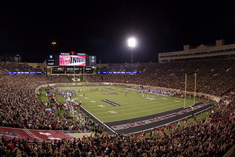 Jones AT&T Stadium - Facts, figures, pictures and more of the Texas ...