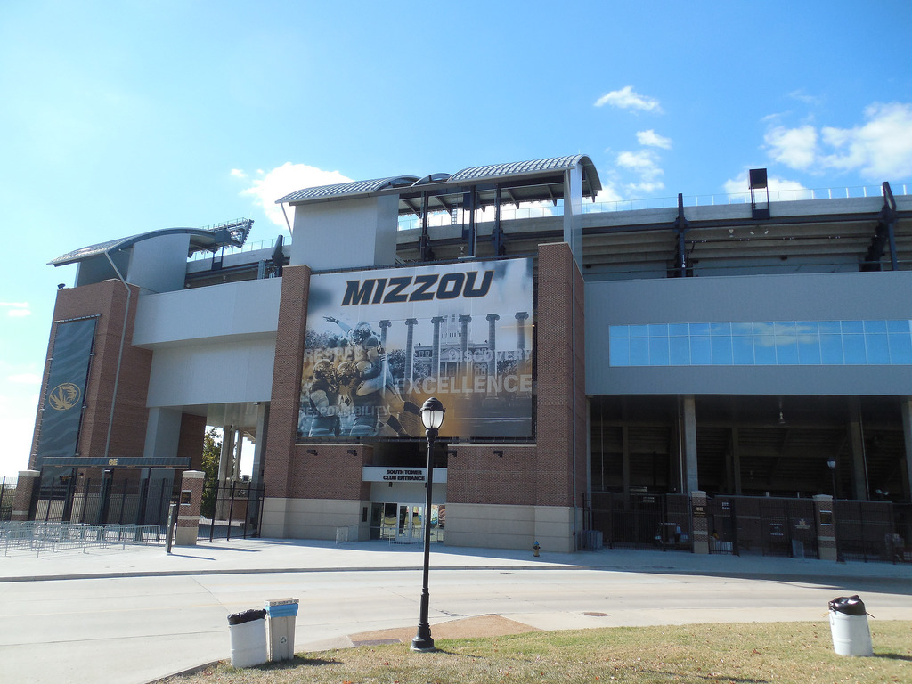 Faurot Field - Facts, figures, pictures and more of the Missouri Tigers ...